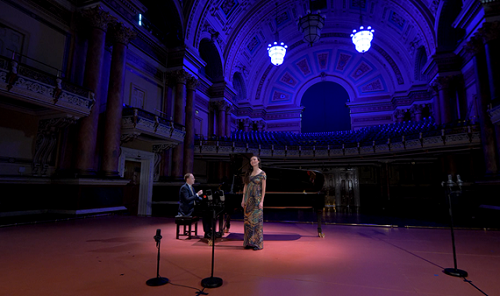 A magical marriage of Occident and Orient: Fleur Barron at Leeds Lieder ...