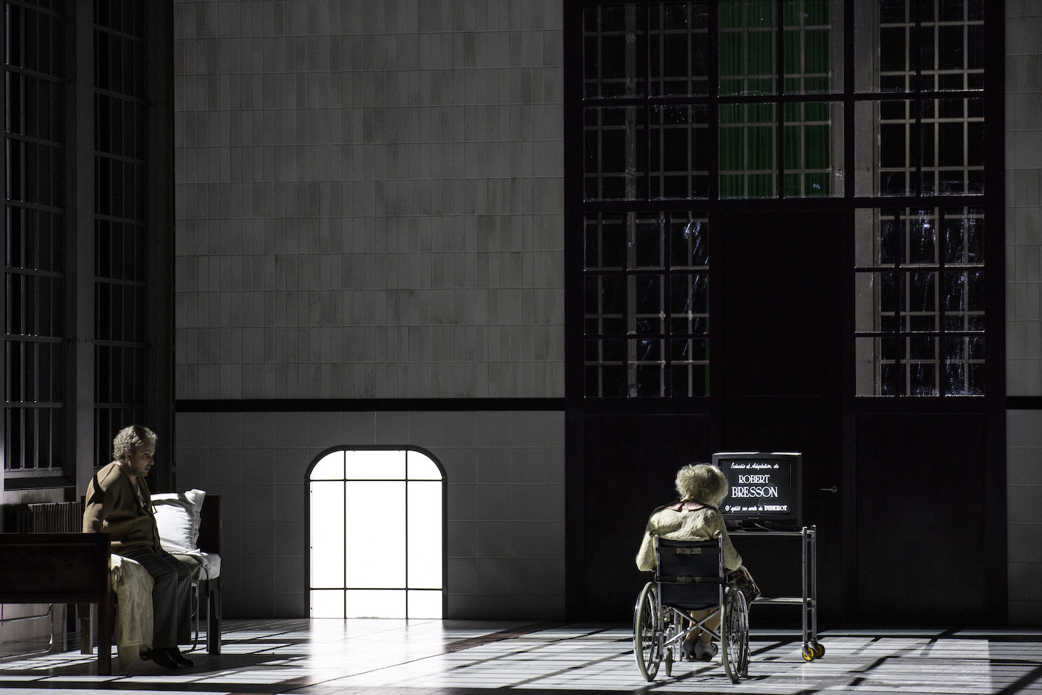 Hamlet at the Opéra Bastille – Opera Today