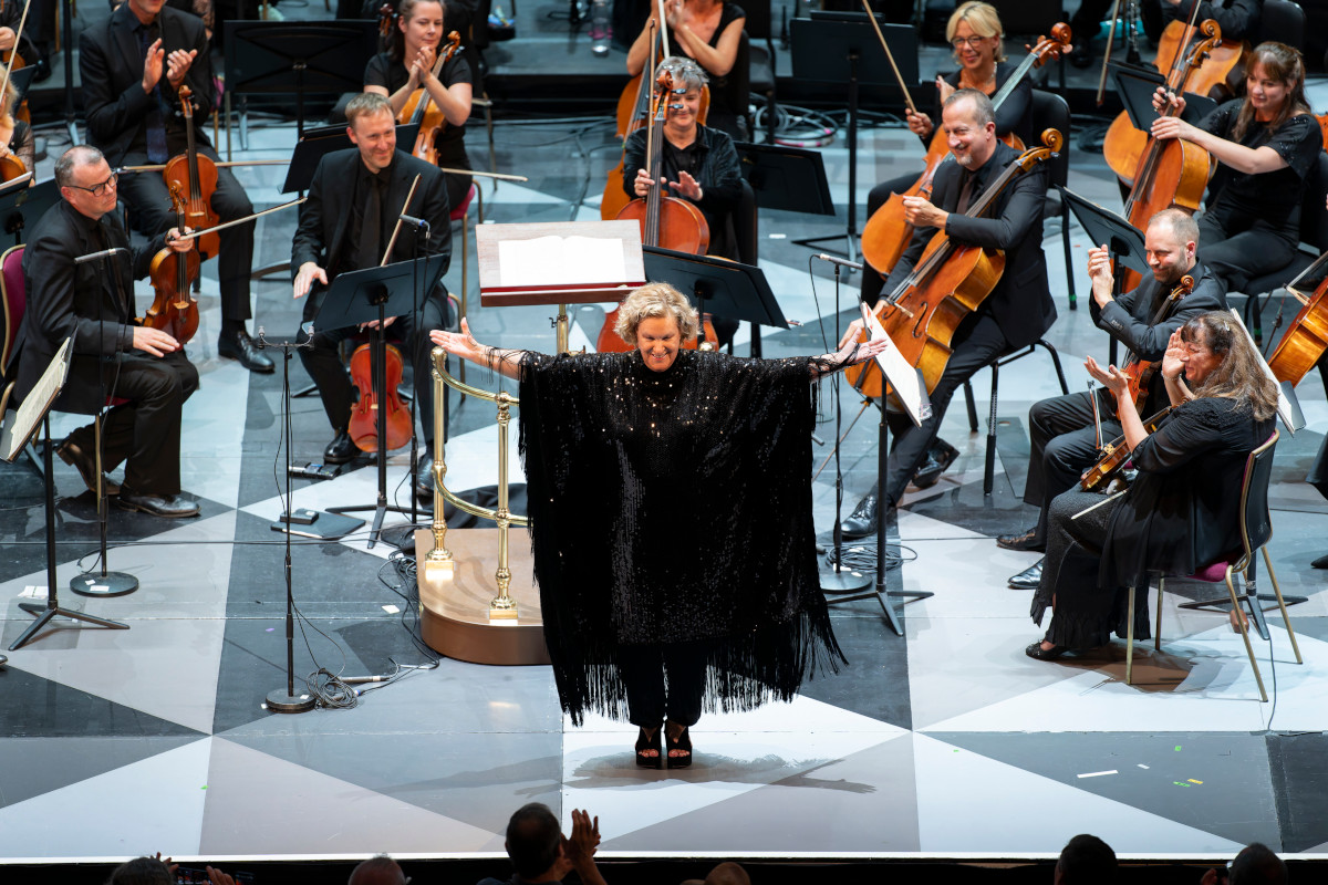 PROM 9: Alice Coote sings Mahler’s Kindertotenlieder – Opera Today